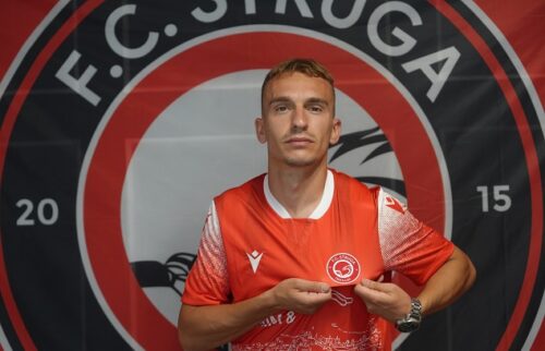 ZYRTARE, Struga Trim Lum nënshkruan me sulmuesin Arbi Vosha » FC STRUGA ...